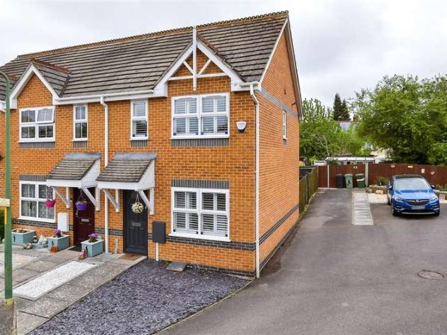 2 Bedroom End Of Terrace House