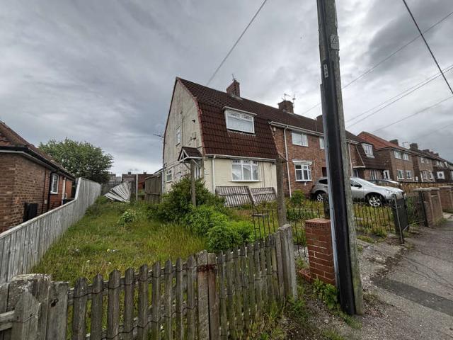 2 Bedroom End Of Terrace House