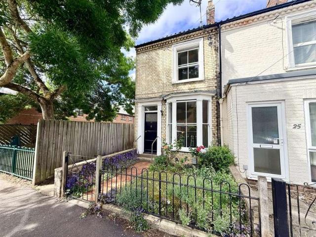 2 Bedroom End Of Terrace House