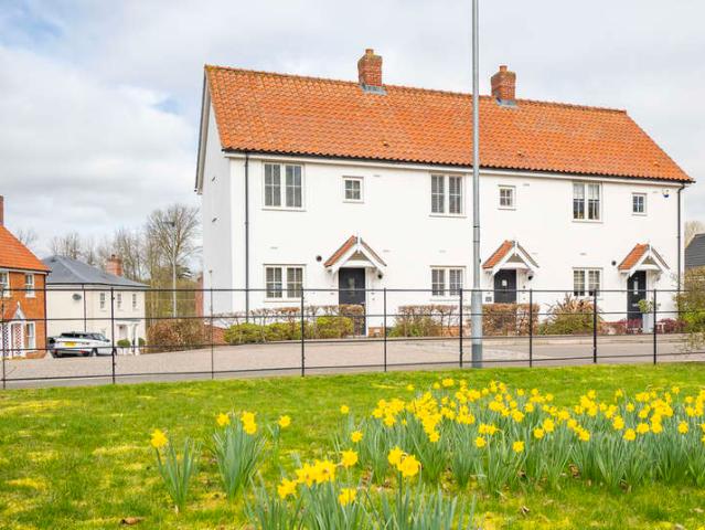 2 Bedroom End Of Terrace House