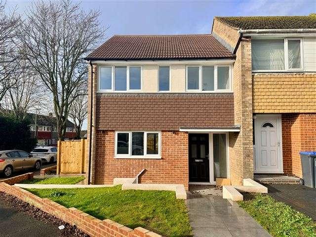 2 Bedroom End Of Terrace House