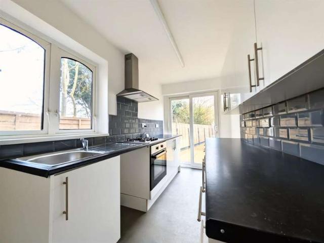 2 Bedroom End Of Terrace House