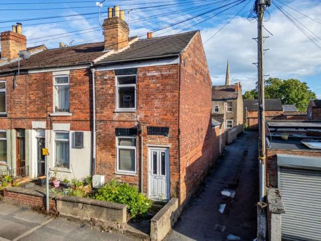 2 Bedroom End Of Terrace House