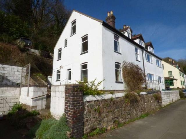 2 Bedroom End Of Terrace House