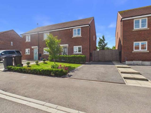 2 Bedroom End Of Terrace House