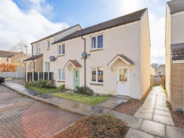 2 Bedroom End Of Terrace House