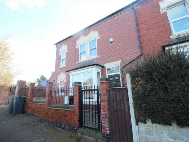 2 Bedroom End Of Terrace House