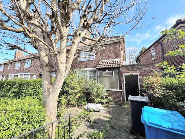 2 Bedroom End Of Terrace House