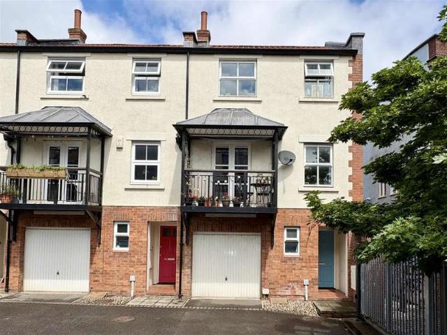 2 Bedroom End Of Terrace House