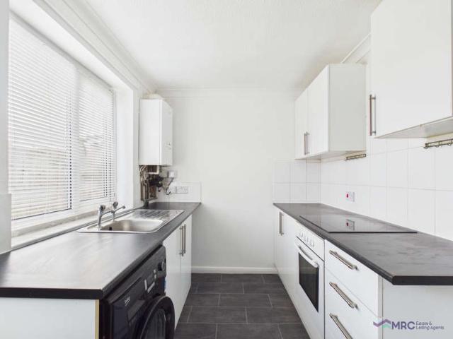 2 Bedroom End Of Terrace House