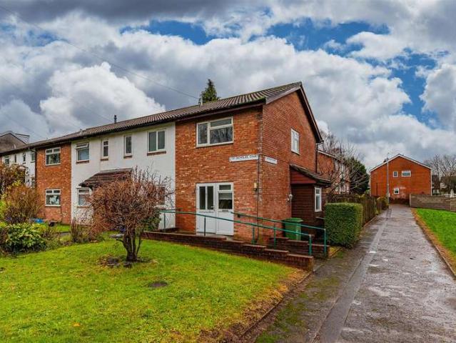 2 Bedroom End Of Terrace House