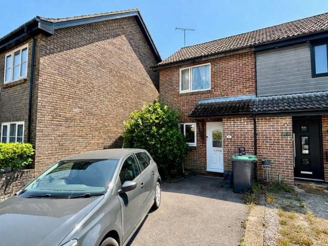2 Bedroom End Of Terrace House