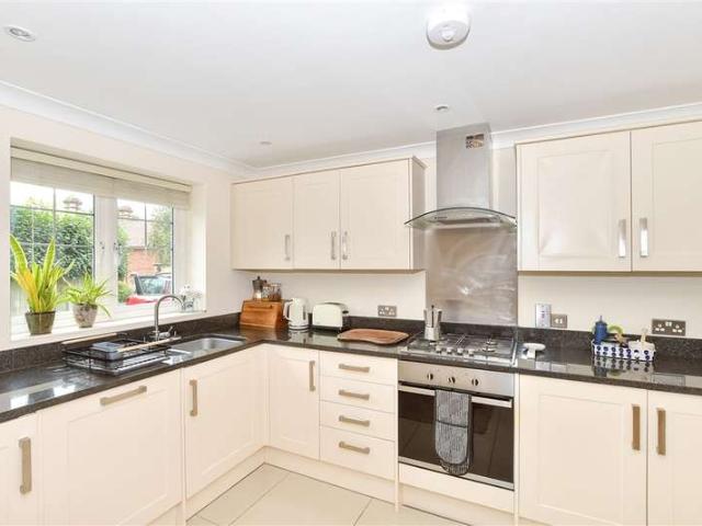 2 Bedroom End Of Terrace House