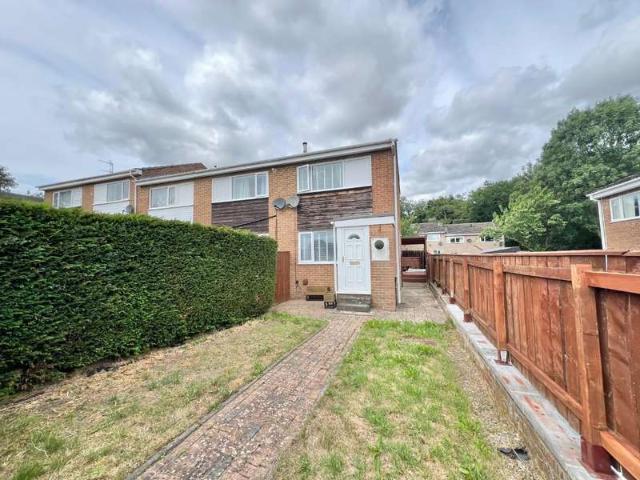 2 Bedroom End Of Terrace House