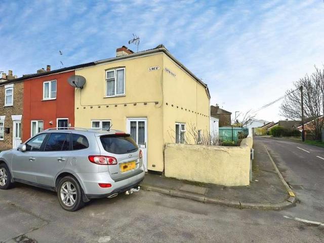 2 Bedroom End Of Terrace House