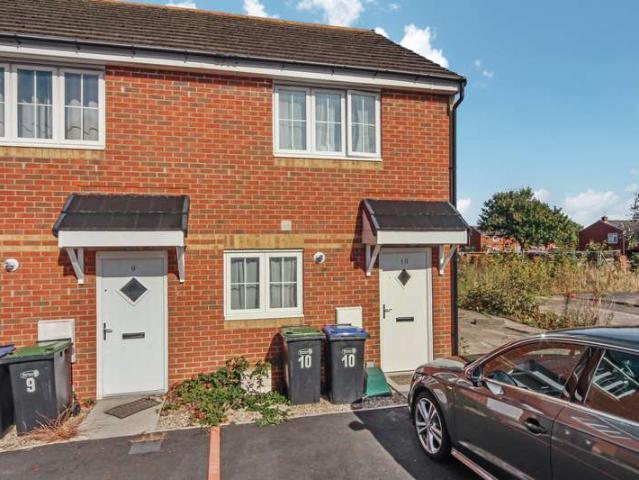 2 Bedroom End Of Terrace House