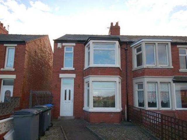 2 bedroom end of terrace house for rent in 235 Highfield Road FY4