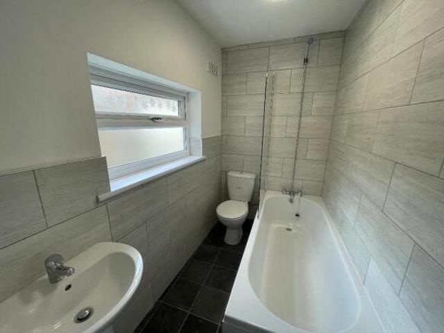 2 bedroom end of terrace house for rent in Cardigan Ave, De La Pole Ave, Hull, HU3 6RY, HU3