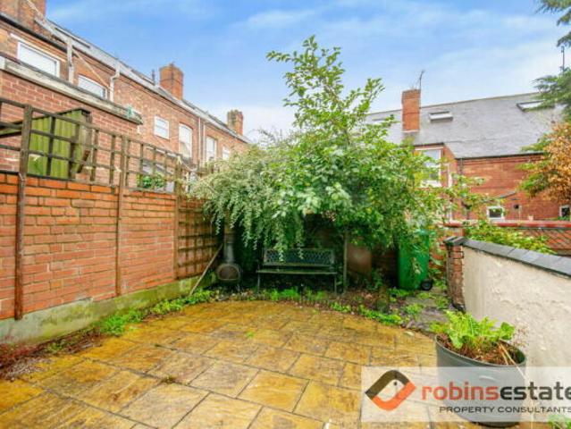 2 bedroom end of terrace house for rent in Chard Street, Nottingham, NG7