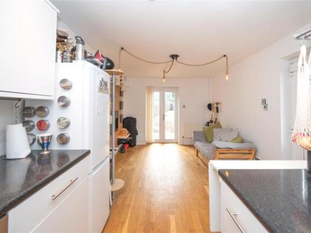 2 bedroom end of terrace house for rent in Chiswell Green Lane, St. Albans, Hertfordshire, AL2
