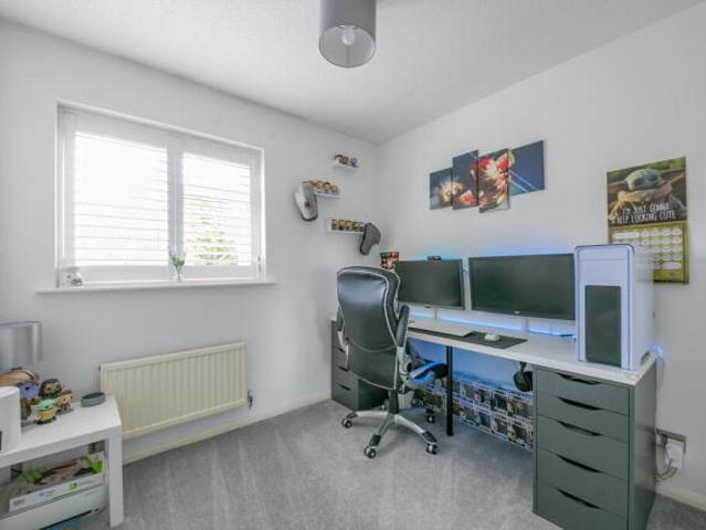 2 bedroom end of terrace house for rent in Clayhanger, Guildford, GU4