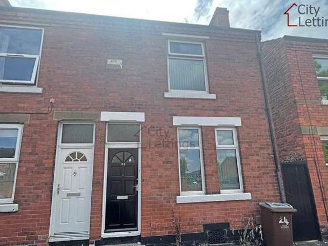 2 bedroom end of terrace house for rent in Cycle Road NG7