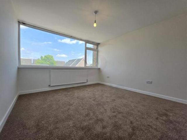 2 bedroom end of terrace house for rent in Cyril Street, Braunstone, Leicester, LE3