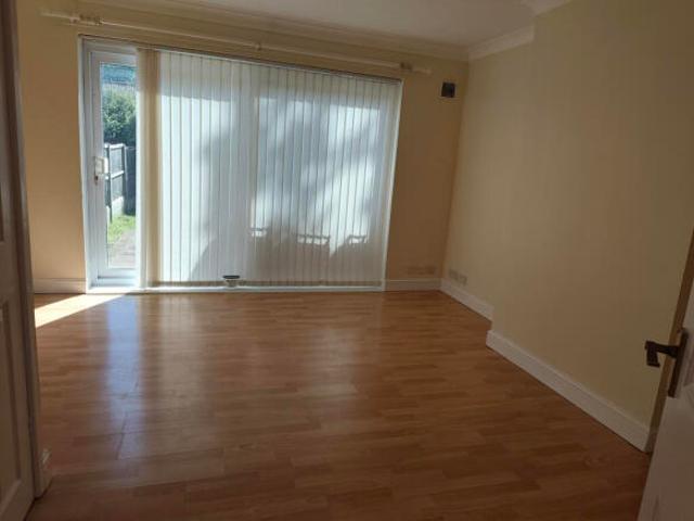 2 bedroom end of terrace house for rent in Antrim Road, Lincoln, LN5