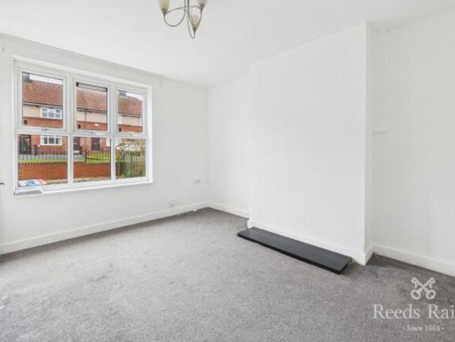 2 bedroom end of terrace house for rent in Arbourthorne Road, Sheffield, S2