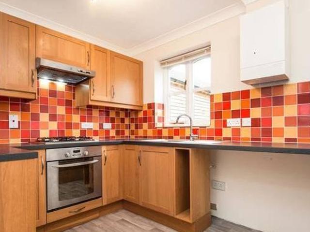 2 bedroom end of terrace house for rent in Aspen Court Faringdon SN7