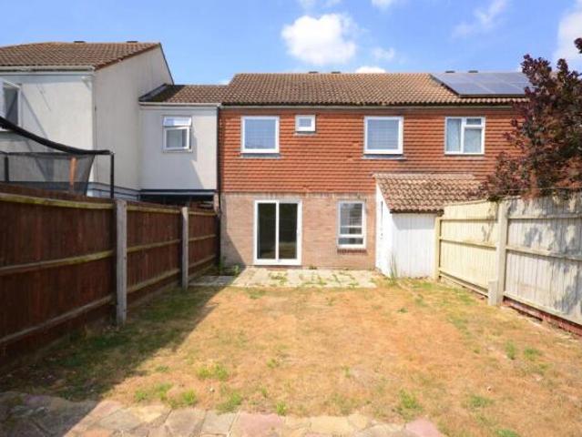 2 bedroom end of terrace house for rent in Birch Drive, Bournemouth, BH8