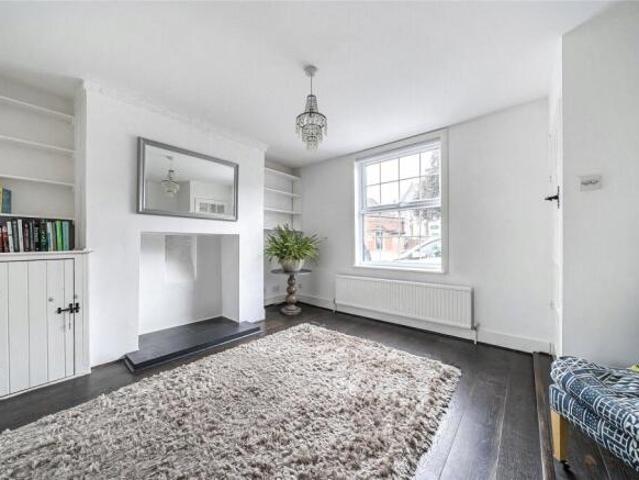 2 bedroom end of terrace house for rent in Bradbourne Road, Sevenoaks, Kent, TN13