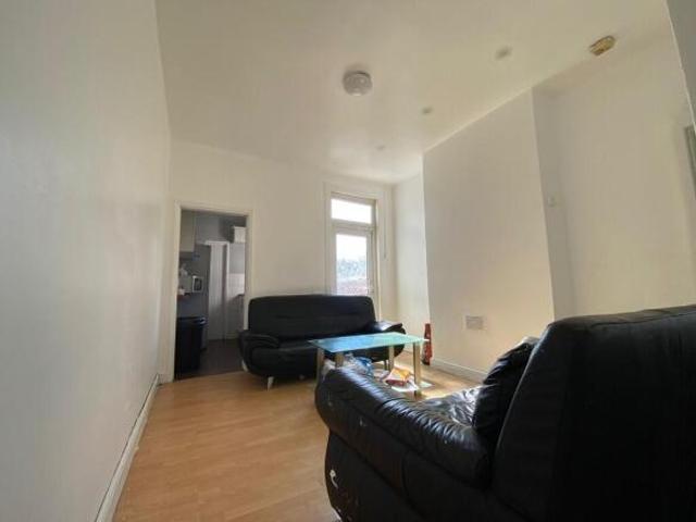 2 bedroom end of terrace house for rent in Broad Street, Foleshill, Coventry, CV6