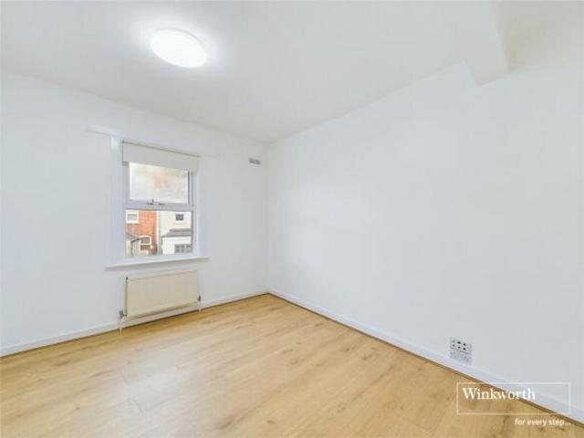 2 bedroom end of terrace house for rent in Brook Street West, Reading, Berkshire, RG1