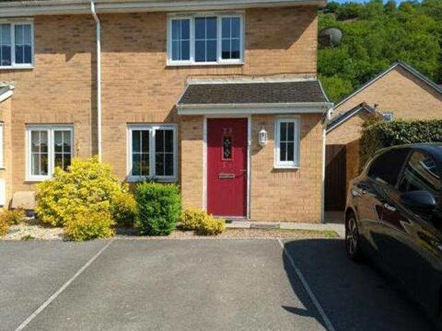 2 Bedroom End Of Terrace House For Rent In Godrergraig, Swansea