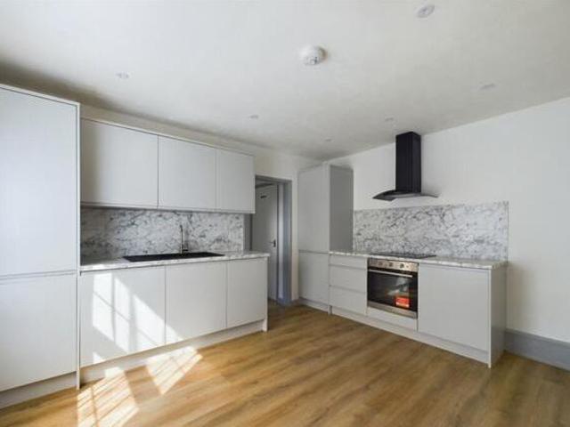 2 Bedroom End Of Terrace House For Rent In Gloucester, Gloucestershire