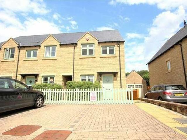 2 bedroom end of terrace house for rent in Great Dunns Close Beckington BA11