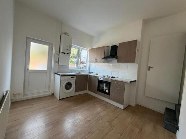 2 bedroom end of terrace house for rent in Green Lane, Handsworth, B21