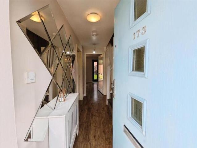 2 bedroom end of terrace house for rent in Fifth Avenue, Wolverhampton, West Midlands, WV10