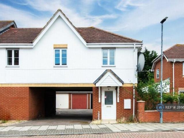 2 bedroom end of terrace house for rent in Kentlea Road, London, SE28