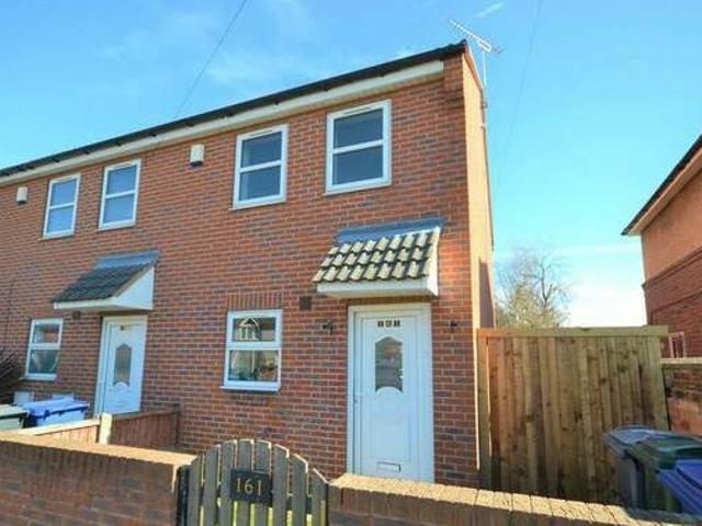 2 bedroom end of terrace house for rent in King Georges Road New Rossington DN11