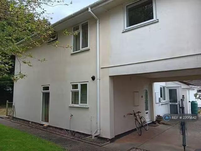 2 bedroom end of terrace house for rent in Heavitree Park, Exe.