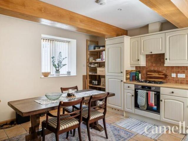 2 bedroom end of terrace house for rent in High Street, Batheaston, BA1