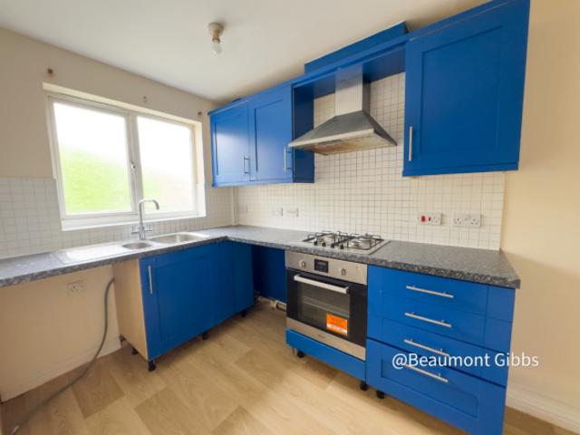 2 bedroom end of terrace house for rent in Hill View Drive, West Thamesmead, London, SE28 0LH, SE28
