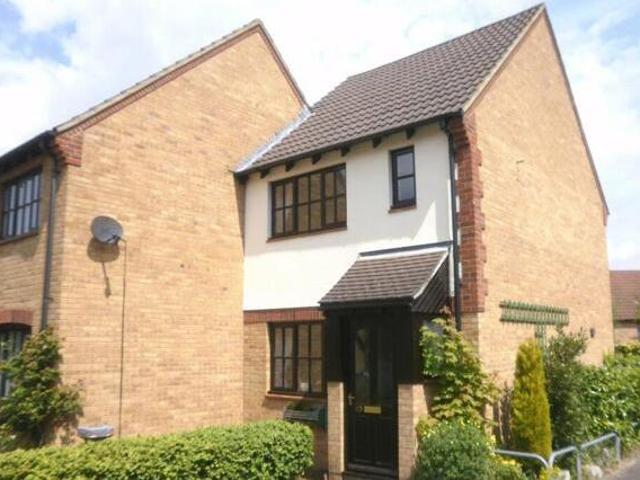 2 Bedroom End Of Terrace House For Rent In Letchworth Garden City