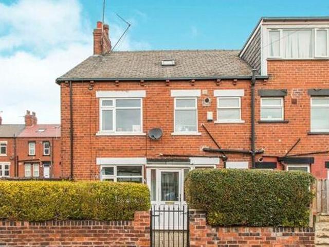 2 Bedroom End Of Terrace House For Rent In Leeds, West Yorkshire