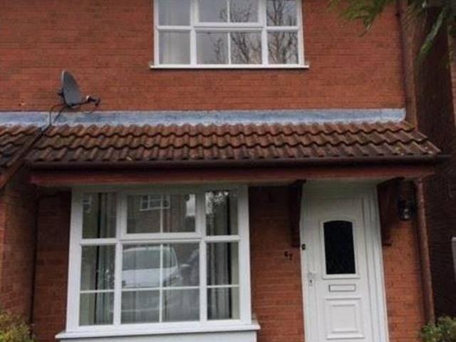 2 bedroom end of terrace house for rent in Lysander Close Reading RG5