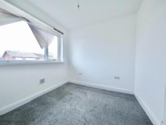 2 bedroom end of terrace house for rent in Mayland Avenue, Hull, HU5