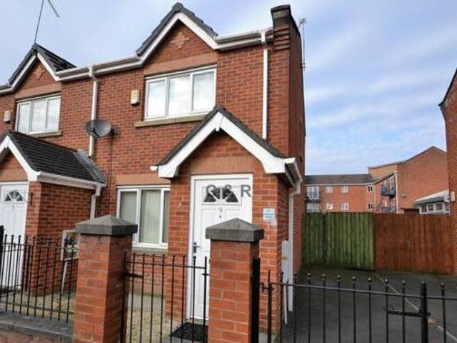 2 Bedroom End Of Terrace House For Rent In Manchester, Hulme