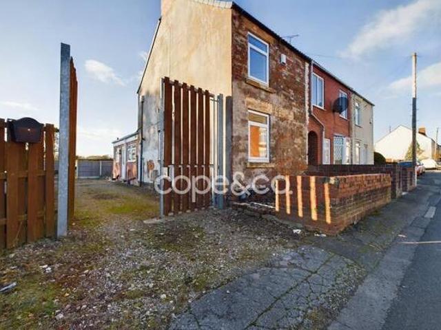 2 Bedroom End Of Terrace House For Rent In Nottingham, Nottinghamshire